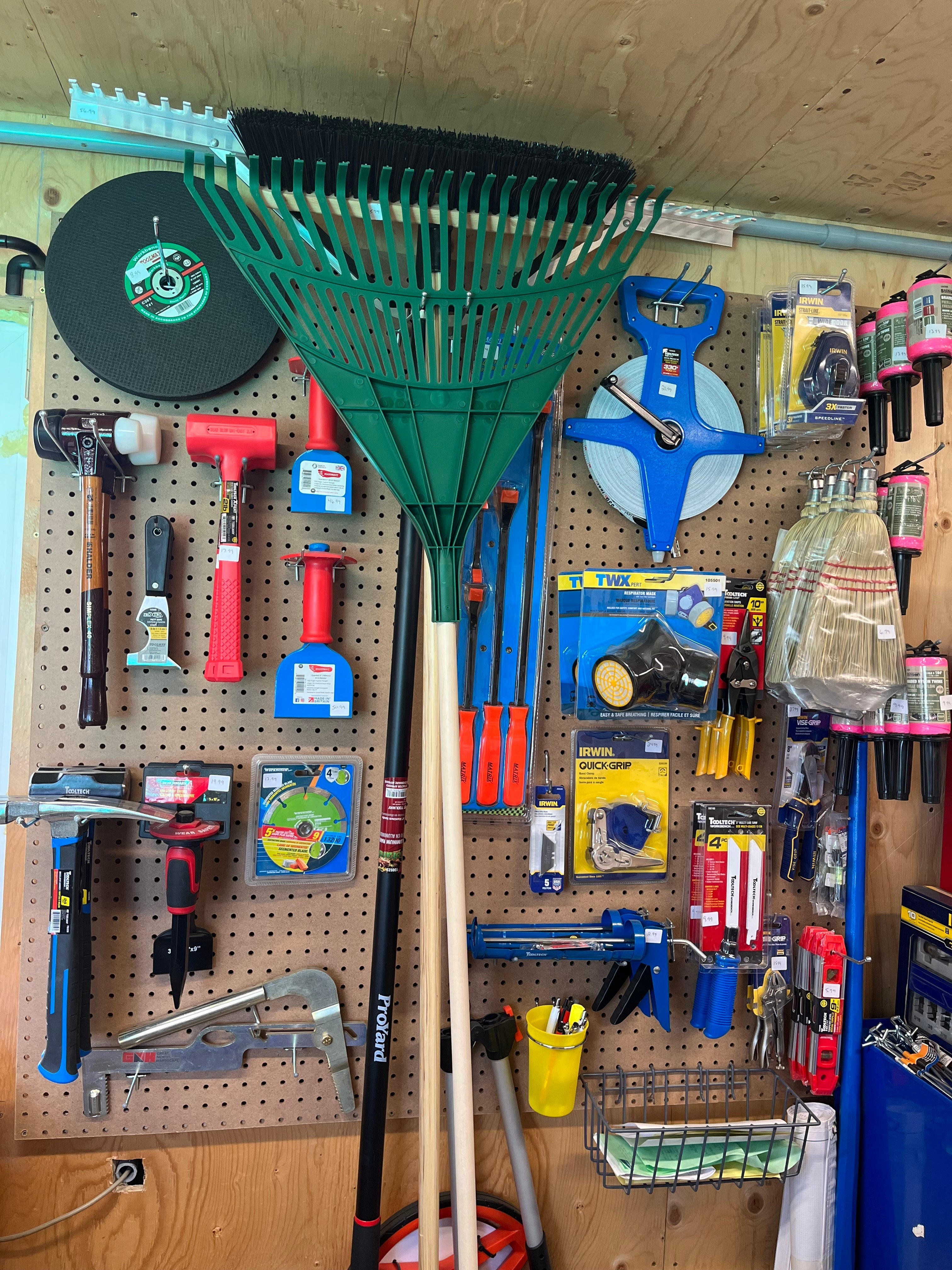LANDSCAPE TOOLS – Henderson Landscape Supply Co